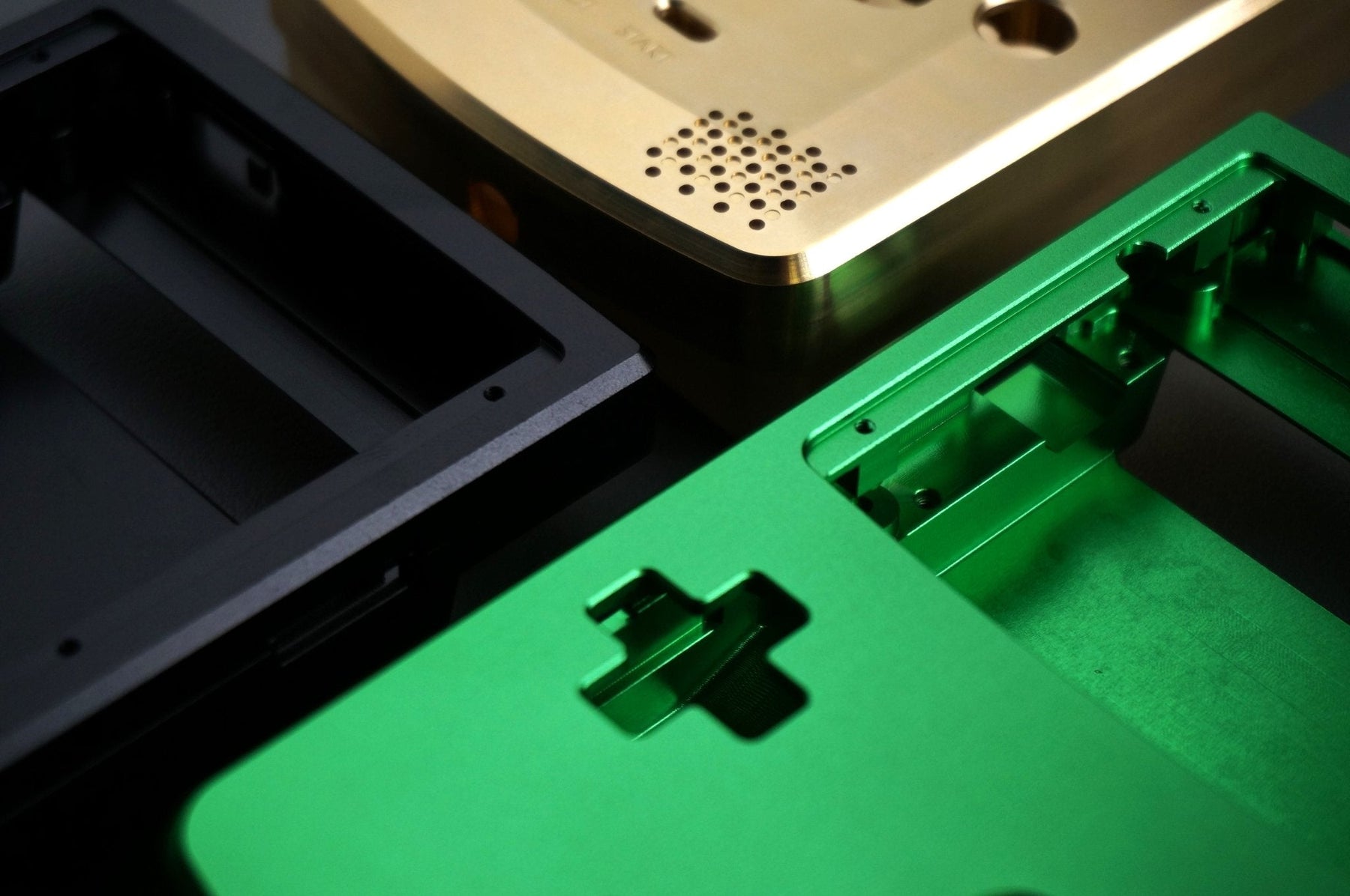 Metal Game Boy Color (GBC) Housing + Screen Kit