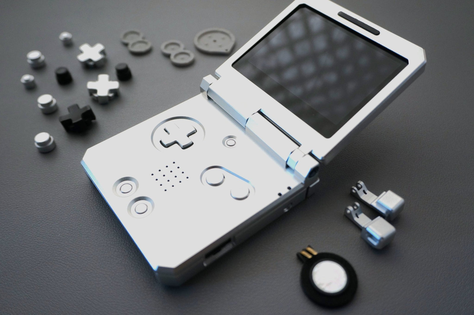 Metal GBA-SP Hinged Kit